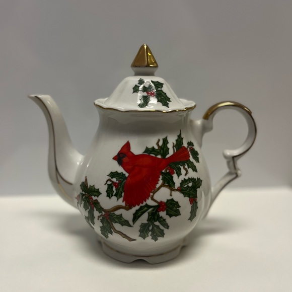 Lefton | Kitchen | Rare 984 Cardinal Lefton Teapot | Poshmark